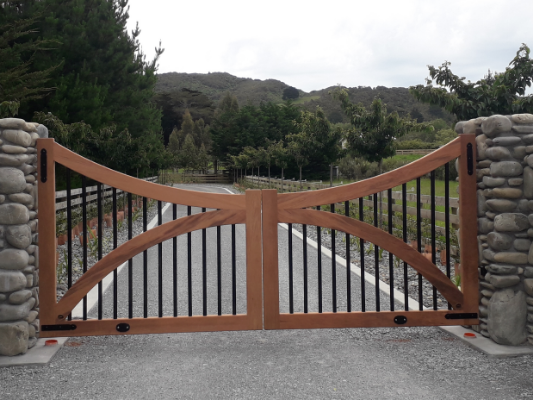 Wooden Gates Waiuku - Auckland Home Show